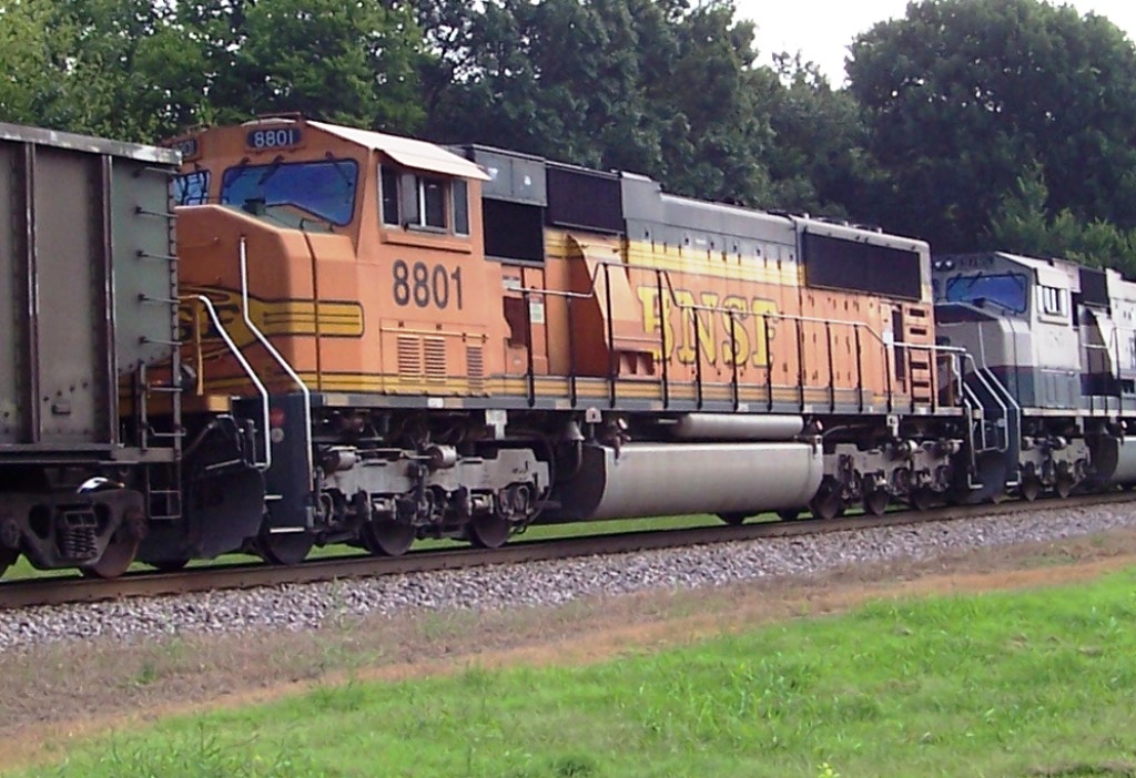 BNSF 8801